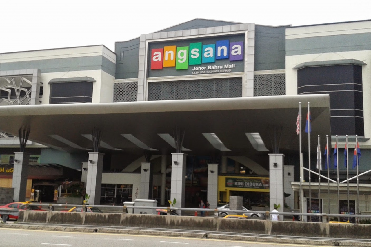 Store Location1 | Rollney